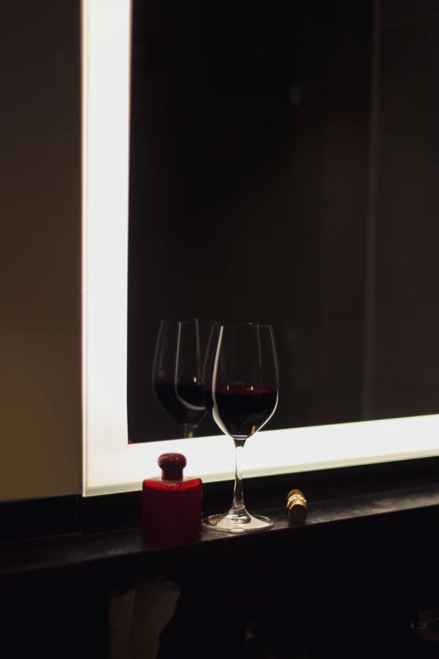Hotel In Downtown Montreal | Hotel Monville - Home Hotel In Downtown Montreal | Hotel Monville - Home